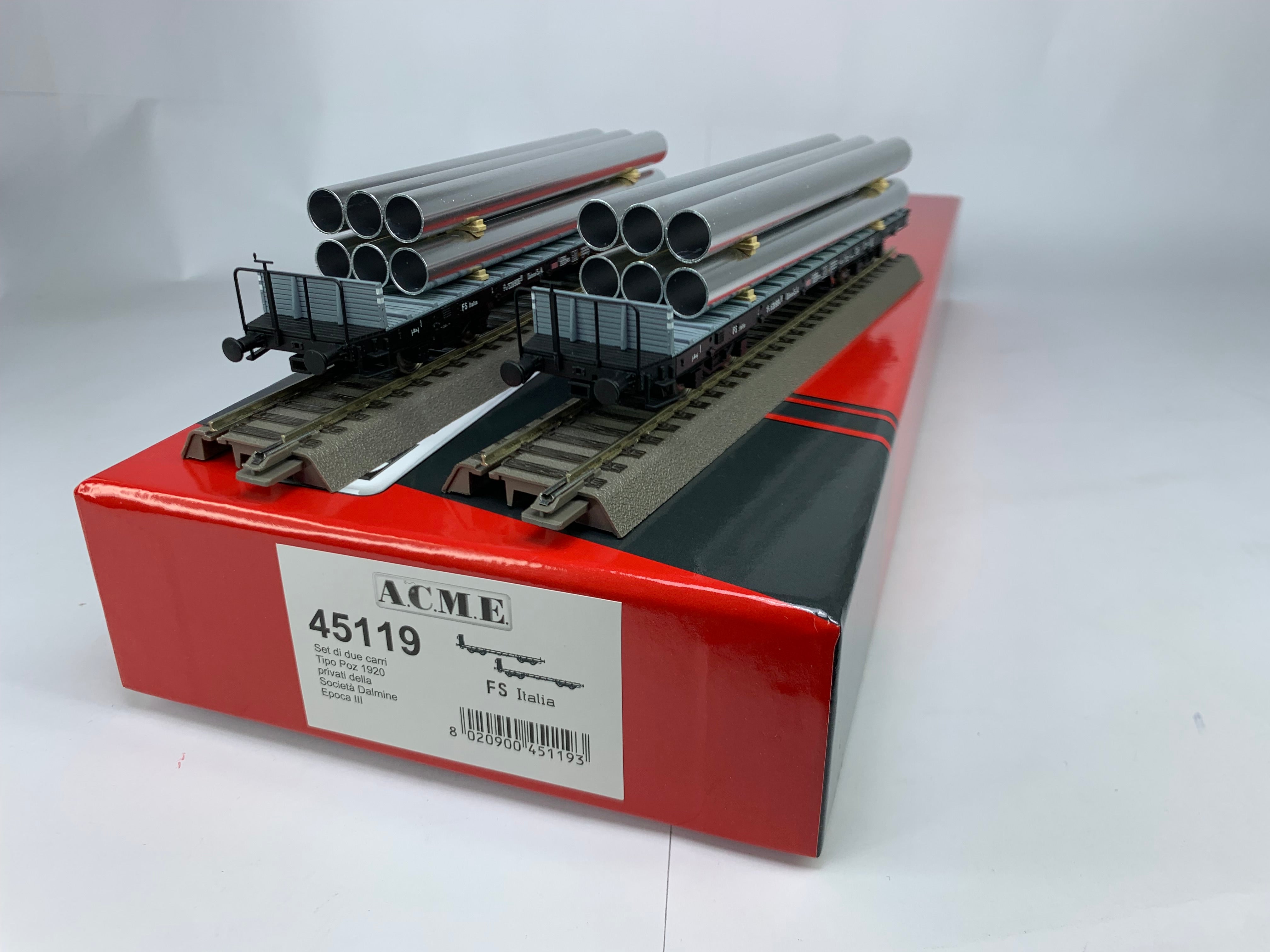 ACME-45119 – verona train