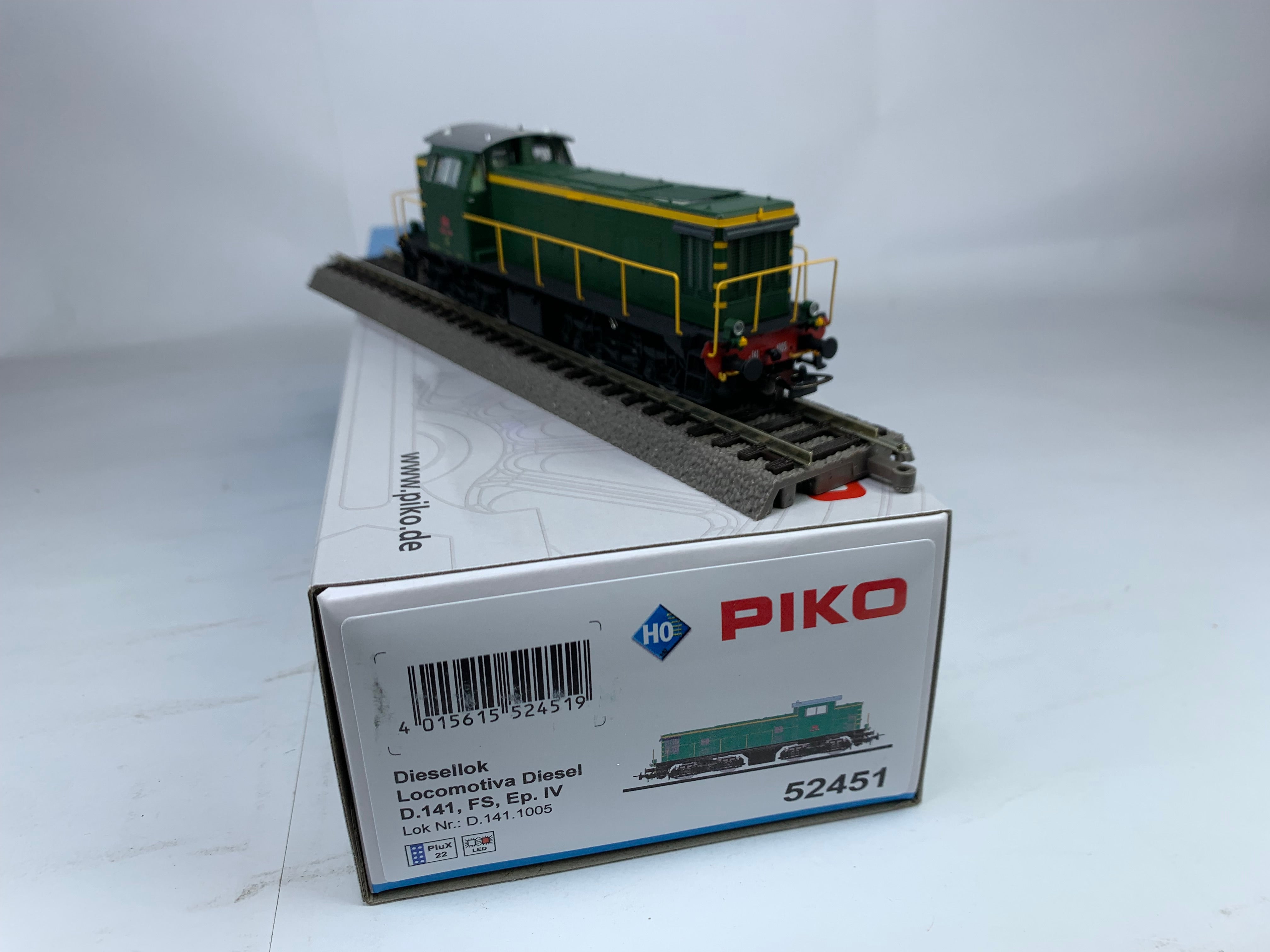 PIKO - 52451 – verona train