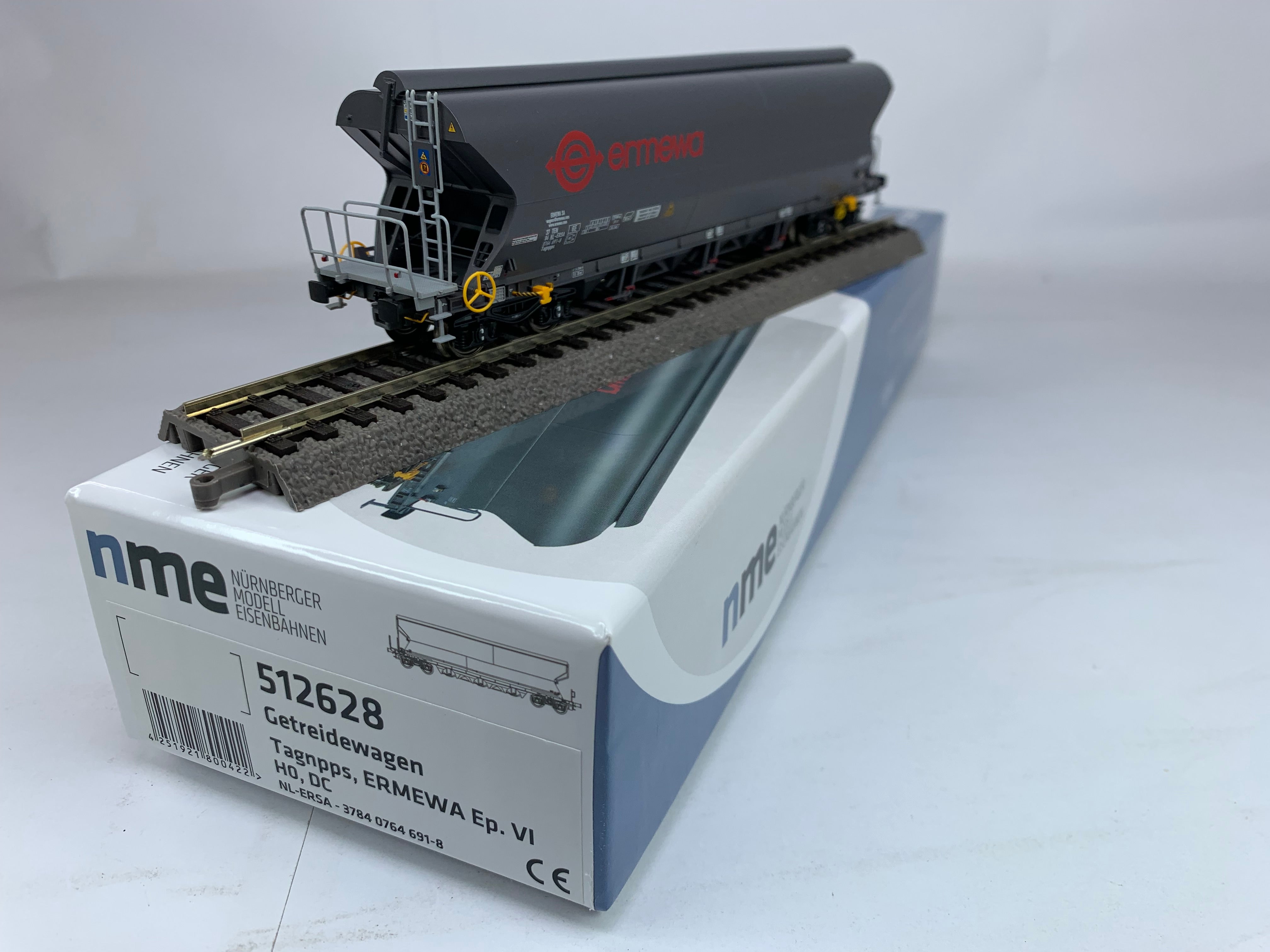 NME - 512628 – verona train