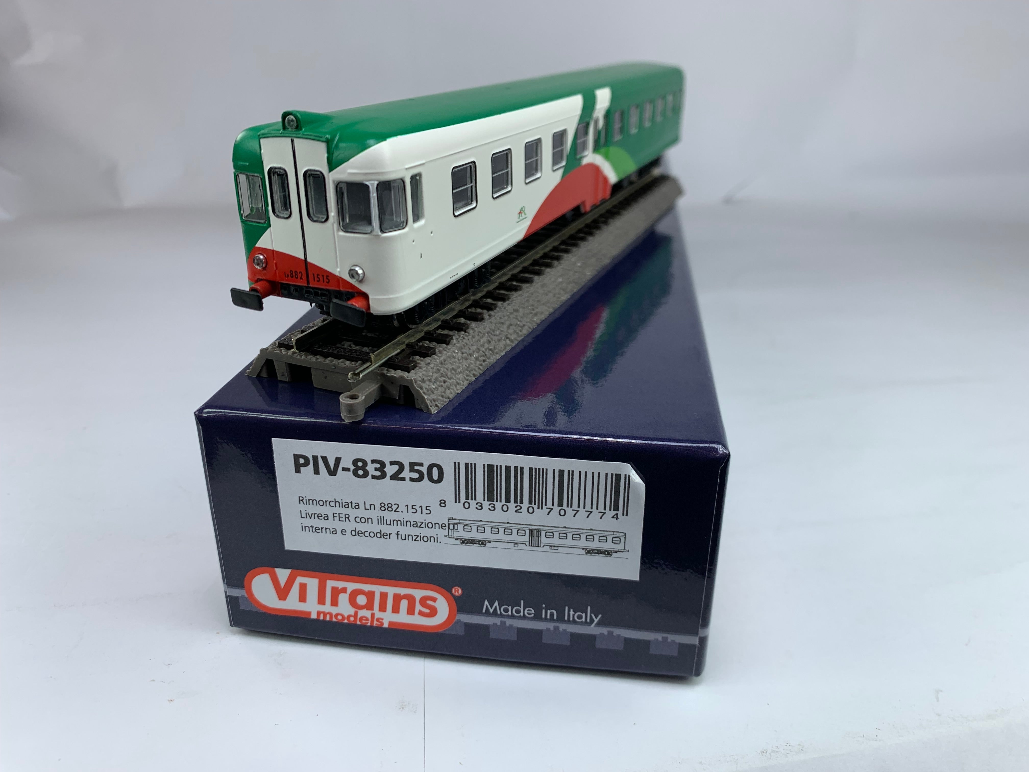 VITRAINS/PIV - 83250 – verona train